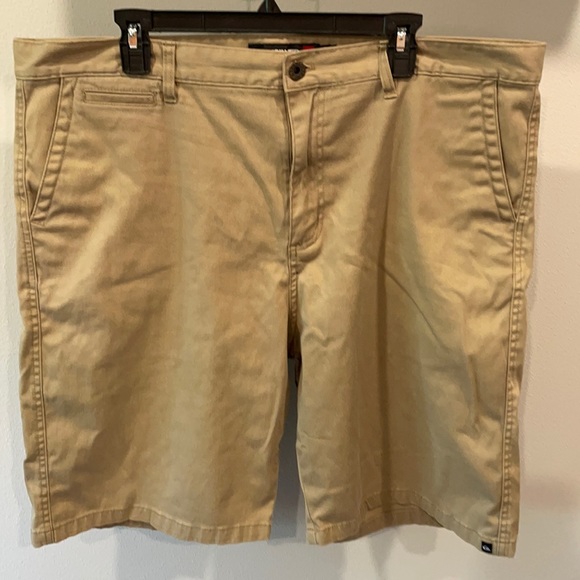 Quiksilver | Shorts | Mens Quicksilver Shorts | Poshmark